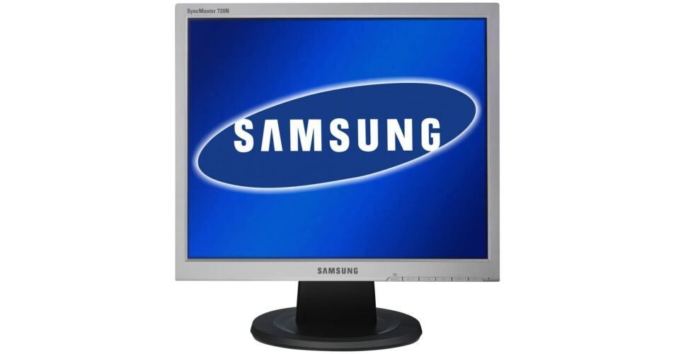 Samsung Syncmaster 720N 17 LCD monitor - 15-21 5:4 (kocka)